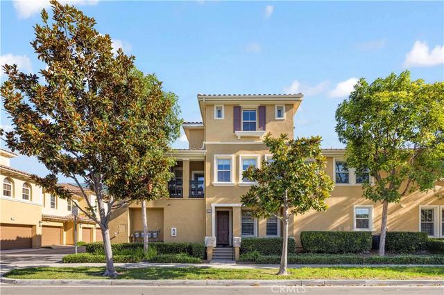 187 Irvine, CA Condos & Townhouses For Sale - Movoto