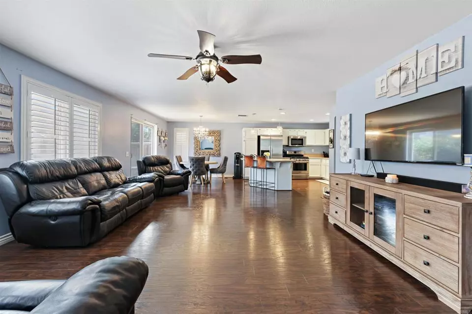 1331 Montera St, Chula Vista, CA 91913 | 27 Photos - Movoto