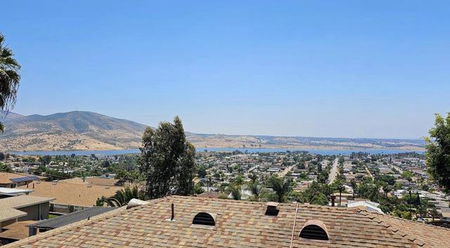 Spring Valley, CA Homes with Hide Pending For Sale - Movoto