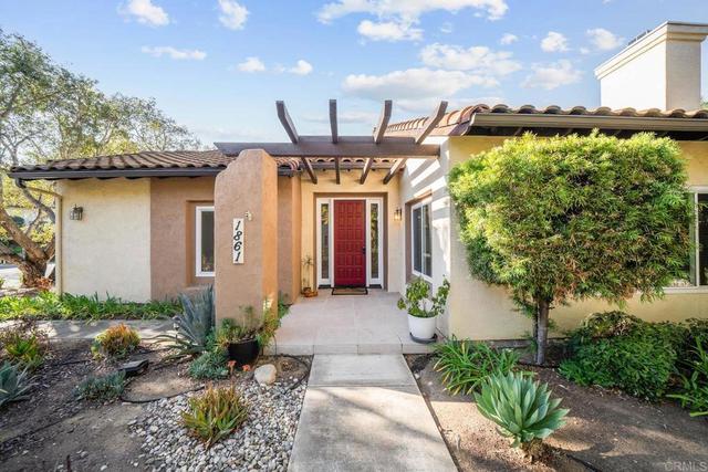 1861 Fox Bridge Ct, Fallbrook, CA 92028 | MLS# PTP2500586 | 60 Photos ...