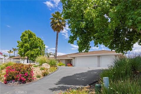 1225 Senwood Way, Fallbrook, CA 92028 | 55 Photos - Movoto