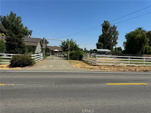 2863 E Childs Ave, Merced, CA 95341 | 38 Photos - Movoto