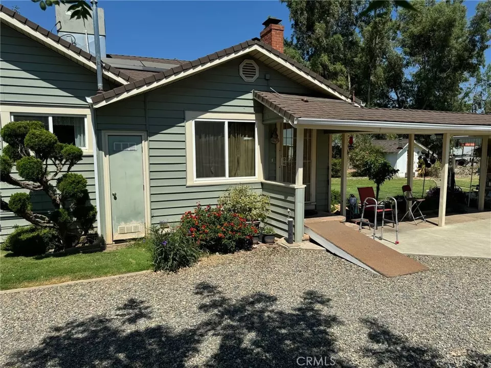 2863 E Childs Ave, Merced, CA 95341 | 38 Photos - Movoto