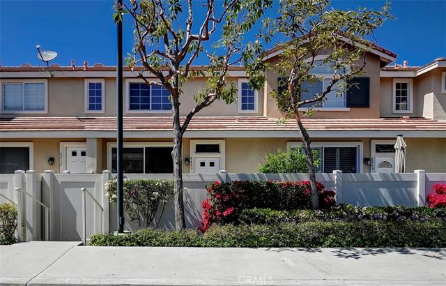 Anaheim, CA Condos & Townhouses with 2+ Beds & 2+ Baths For Sale - Movoto