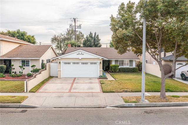 1858 E Denwall Dr, Carson, CA 90746 | 72 Photos - Movoto