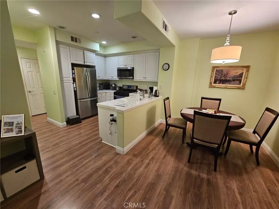 13435 Cascade Ct, Cerritos, CA 90703 | MLS# RS25095911 | 31 Photos - Movoto