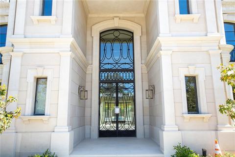 530 S Mapleton Dr, Los Angeles, CA 90024 | 60 Photos | MLS #SR22243495 ...