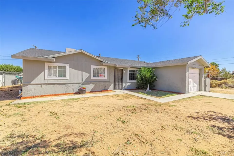 12556 Esther St, Boron, CA 93516 | 21 Photos - Movoto