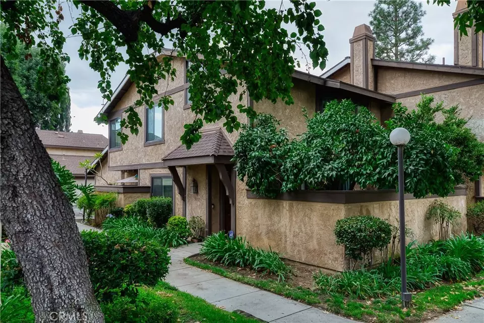 8221 Mason Ave #E, Winnetka, CA 91306 | 37 Photos - Movoto