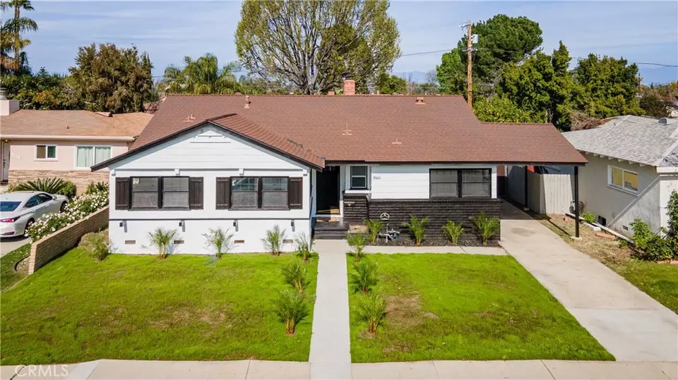 19601 Hamlin St, Reseda, CA 91335 | 25 Photos - Movoto