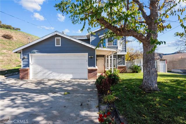 28938 Morningside Dr, Castaic, CA 91384 | MLS# SR25274435 | 37 Photos ...