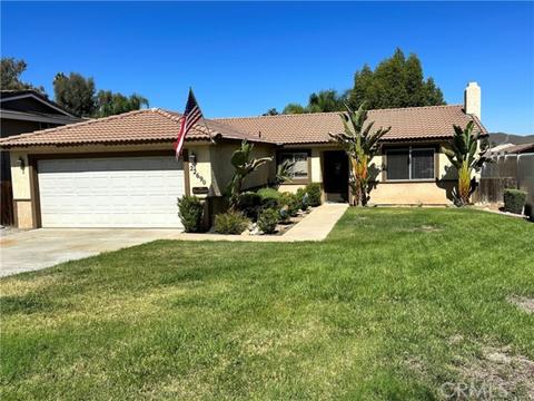 22896 Mariner Dr, Canyon Lake, CA 92587 | 22 Photos | MLS #IV22221504 ...