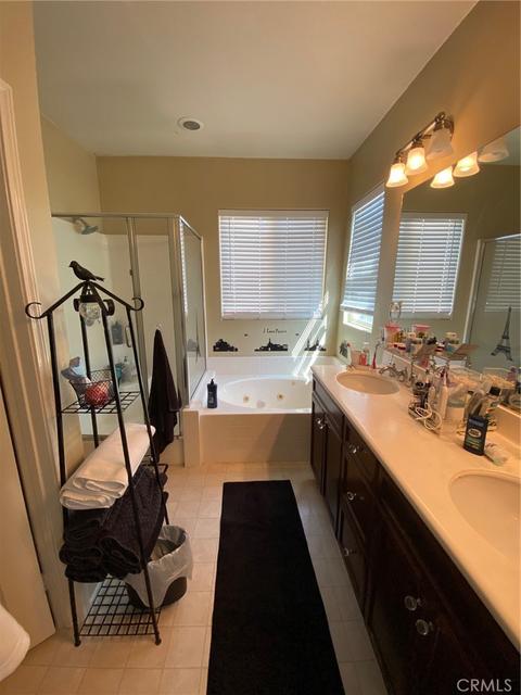 40264 Bellevue Dr, Temecula, CA 92591 | 22 Photos | MLS #SW23013577 ...