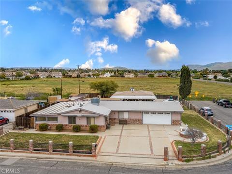 13450 Birchwood Dr, Moreno Valley, CA 92553 | 42 Photos | MLS # ...