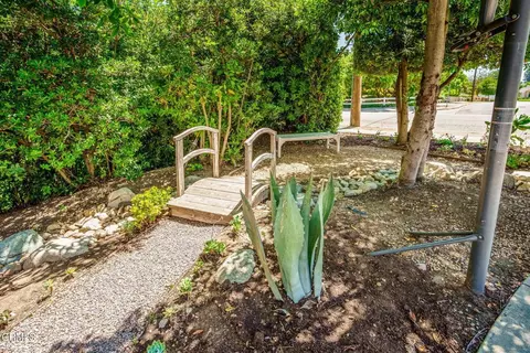 1291 Calle Pecos, Thousand Oaks, CA 91360 | 37 Photos - Movoto