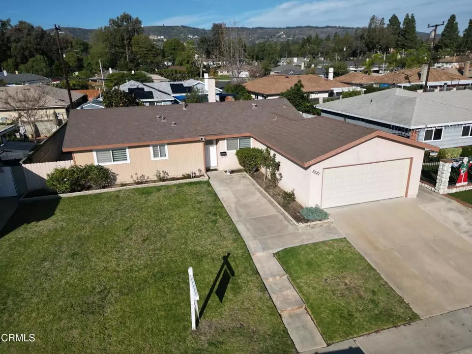 2221 Lonsdale St, Camarillo, CA 93010 | 21 Photos - Movoto