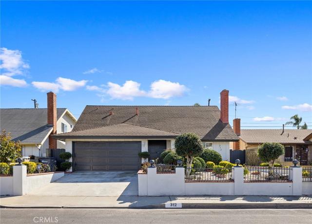 312 W 231st St, Carson, CA 90745 | 1 photo - Movoto