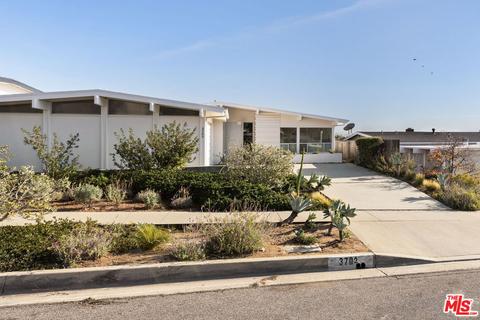 3702 Oceanhill Way, Malibu, CA 90265 | 38 Photos - Movoto