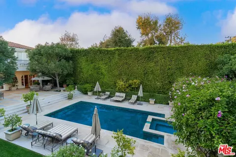 722 N Elm Dr, Beverly Hills, CA 90210 | 51 Photos - Movoto
