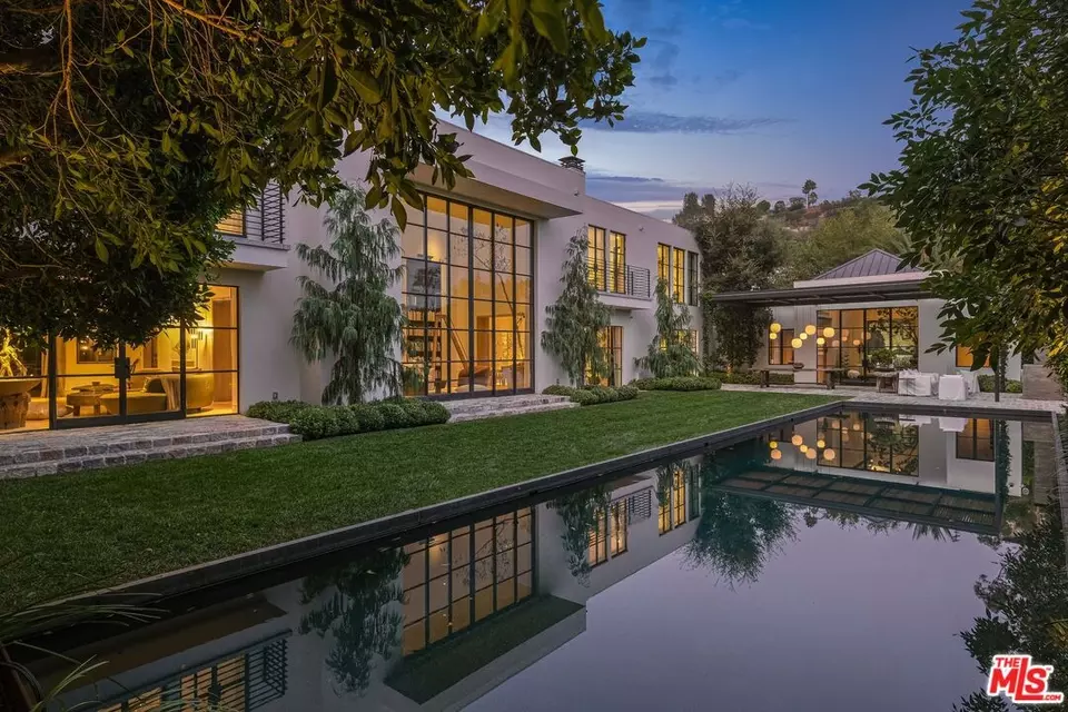 1375 N Doheny Dr, Los Angeles, CA 90069 | 36 Photos - Movoto