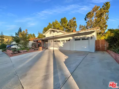 11872 Preston Trails Ave, Porter Ranch, CA 91326 | 33 Photos - Movoto