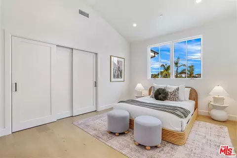 8016 Dunfield Ave, Los Angeles, CA 90045 | 37 Photos - Movoto