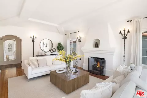 1015 Hi Point St, Los Angeles, CA 90035 | 66 Photos - Movoto