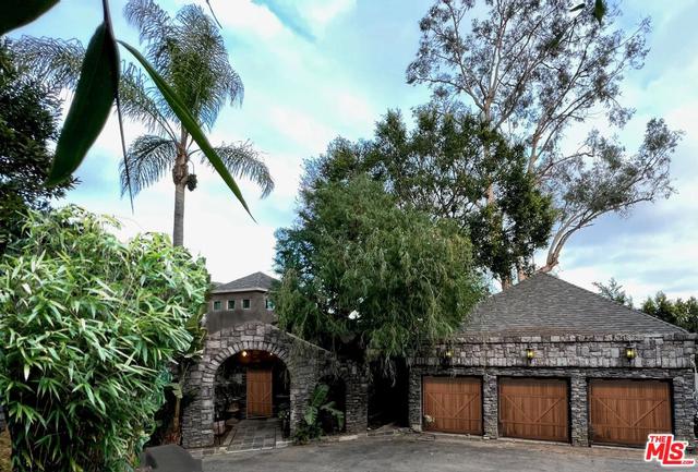 3203 Tareco Dr, Los Angeles, CA 90068 | MLS# 25-481111 | 39 Photos - Movoto