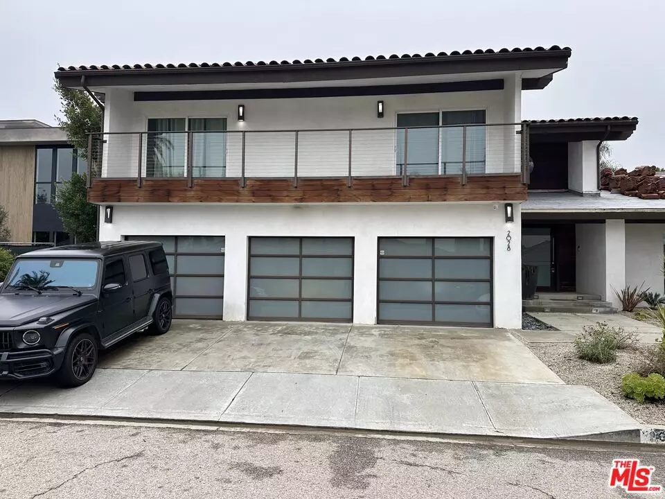 2028 Stradella Rd, Los Angeles, CA 90077 - Movoto
