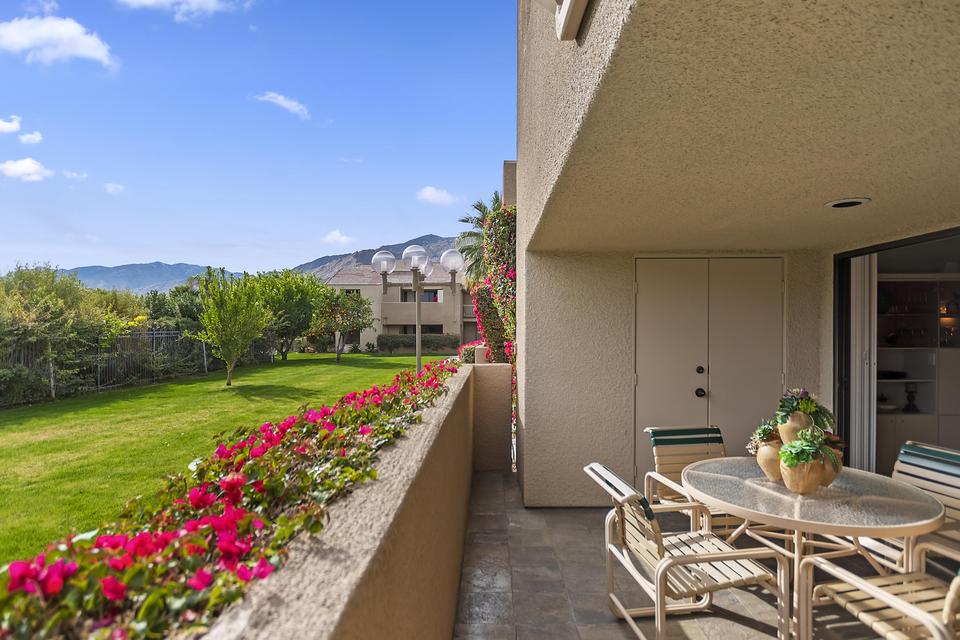 605 E Amado Rd 612 Palm Springs CA 92262 41 Photos MLS 605-e-amado-rd-612-palm-springs-ca-92262-41-photos-mls