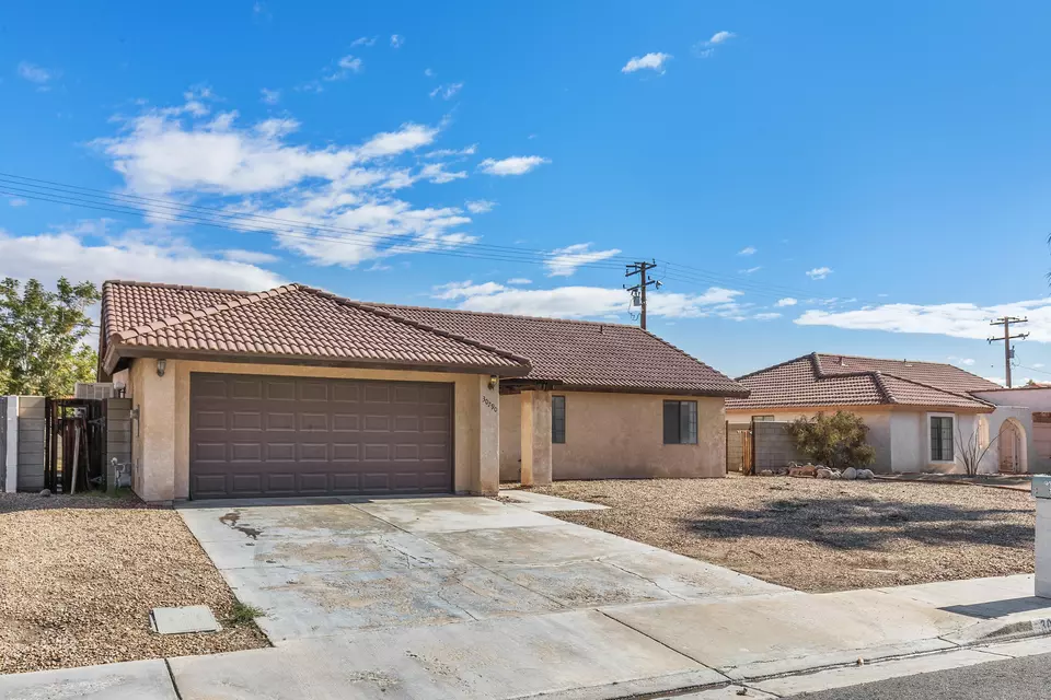 30790 Avenida Ximino, Cathedral City, CA 92234 | 34 Photos - Movoto