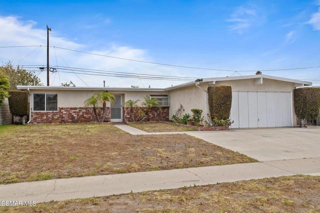 425 Simon Way, Oxnard, CA 93036 | 29 Photos | MLS #223002514 - Movoto