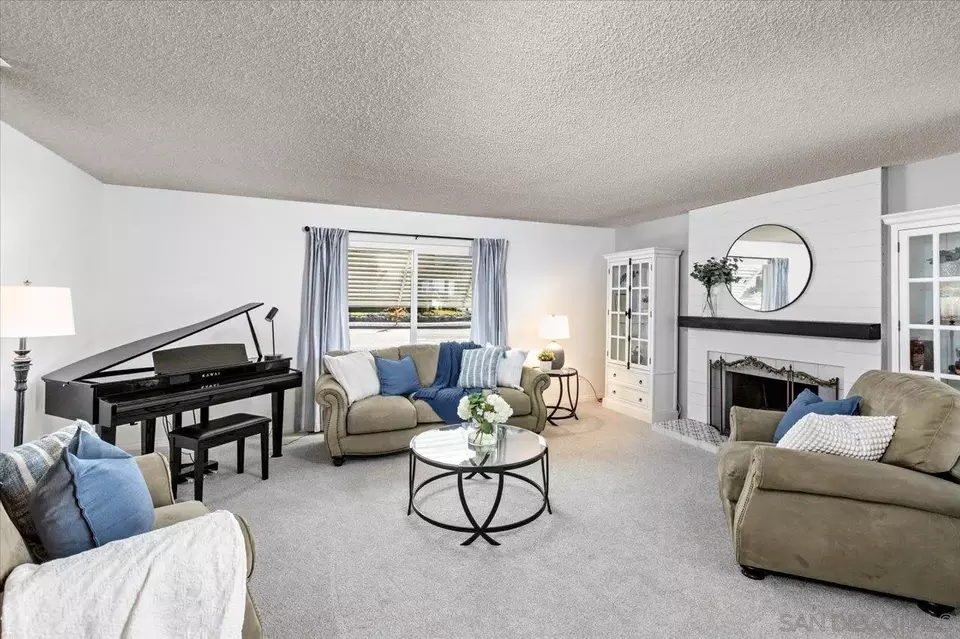 780 Linwood, Escondido, CA 92027 | MLS# 250046104 | 32 Photos - Movoto