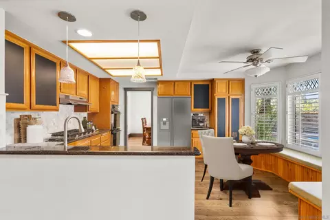 28885 Shadow Valley Ln, Santa Clarita, CA 91390 | MLS# 260003113 | 58 ...