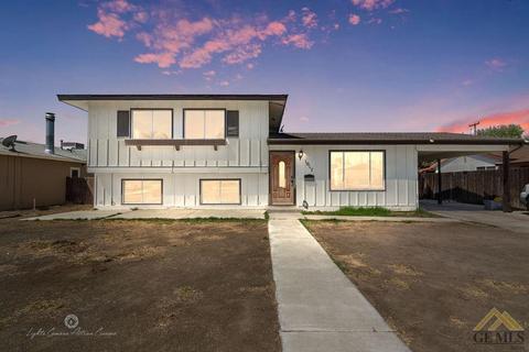 1017 Rosewood Ave, Wasco, CA 93280 | 18 Photos | MLS #202210183 - Movoto