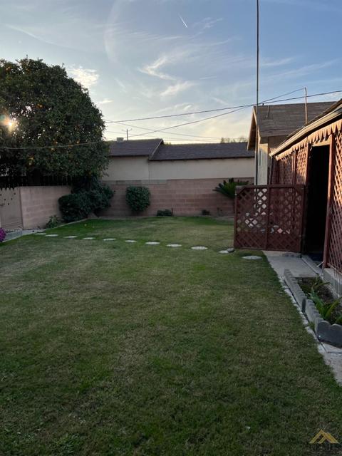 1333 4th St, Wasco, CA 93280 | 31 Photos | MLS #202212439 - Movoto