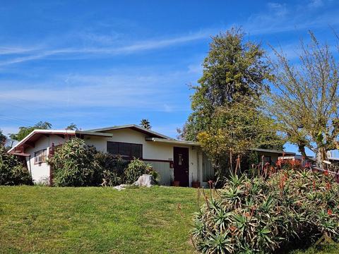1012 Acacia Ave, Bakersfield, CA 93305 | 5 Photos | MLS #202303364 - Movoto