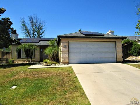 6304 Castle Cary Dr, Bakersfield, CA 93306 | 21 Photos | MLS #202304351 ...
