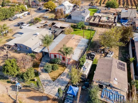5405 Weedpatch Hwy, Bakersfield, CA 93307 | 35 Photos - Movoto