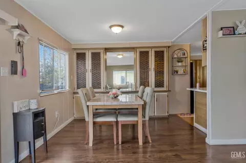 201 Mccord Ave #4, Bakersfield, CA 93308 | 13 Photos - Movoto