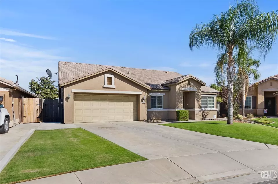 5308 Elk Run Ct, Bakersfield, CA 93314 | MLS# 202510639 | 53 Photos ...