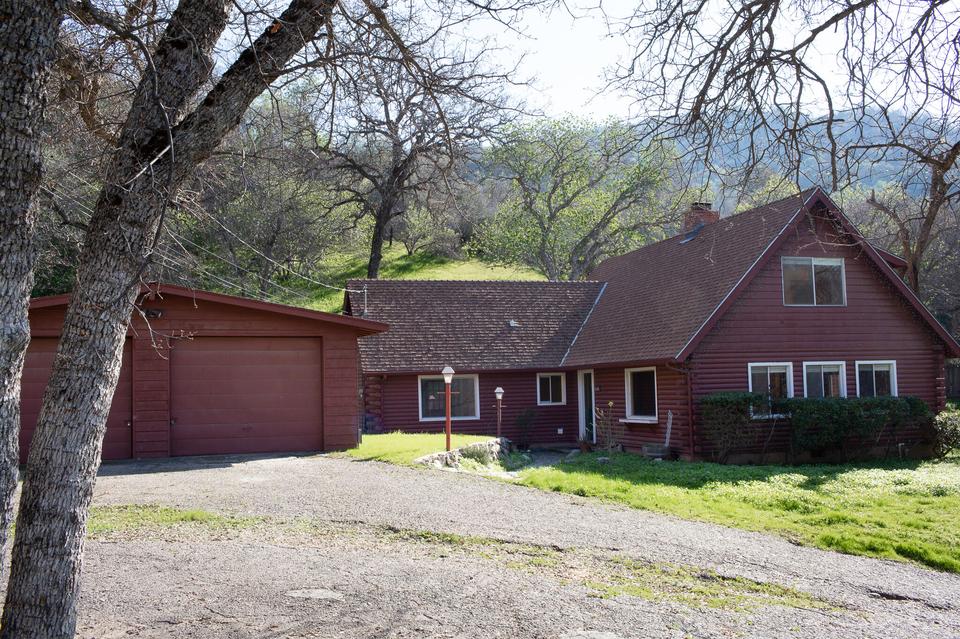 43795 Oak Dr, Three Rivers, CA 93271 | 20 Photos - Movoto