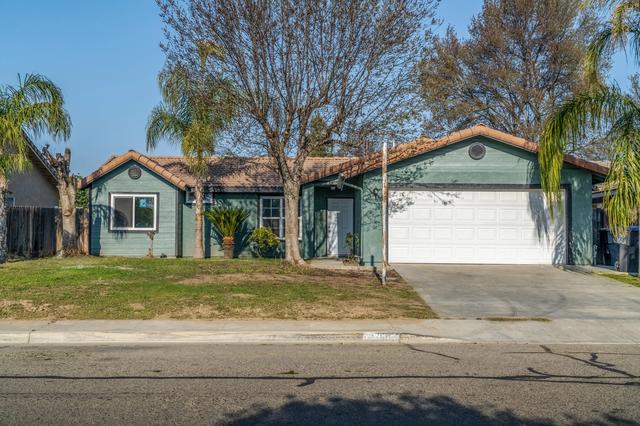 330 W Wren Ave, Visalia, CA 93291 | 23 Photos - Movoto