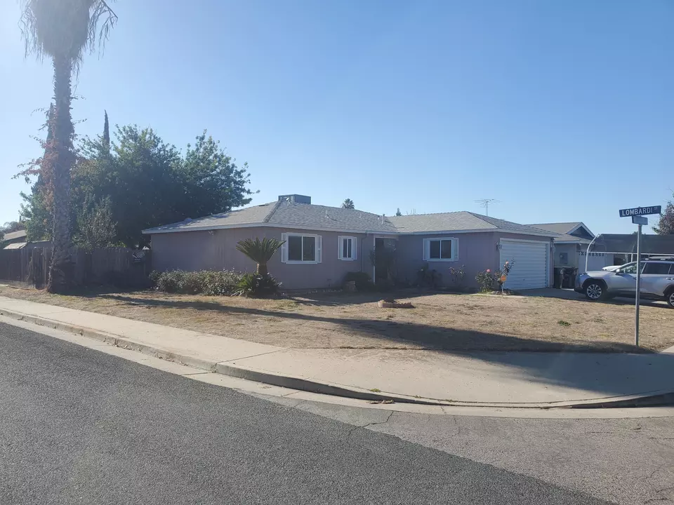 2231 W Belleview Ave, Porterville, CA 93257 | 26 Photos - Movoto