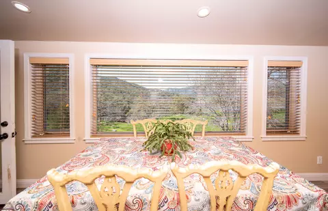 44040 Skyline Dr, Three Rivers, CA 93271 | 40 Photos - Movoto