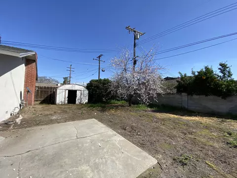 701 S Ruth St, Porterville, CA 93257 | 22 Photos - Movoto