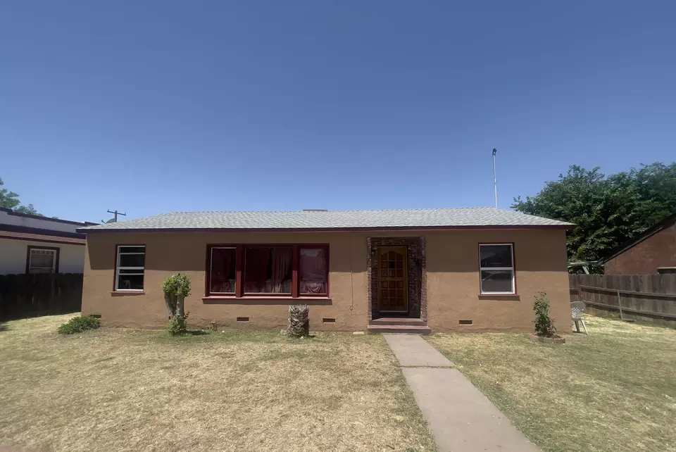 263 Park View Ave, Porterville, CA 93257 | 1 photo - Movoto