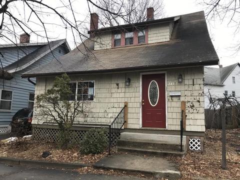 115 Pasadena St, Springfield, MA 01108 | 34 Photos | MLS #72617527 - Movoto