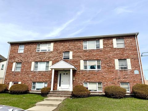 42 Fall River Condos for Sale - Fall River MA Townhouses - Movoto