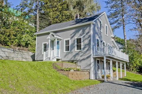 44 Green St, Shelburne Falls, MA 01370 | 42 Photos | MLS #72906763 - Movoto